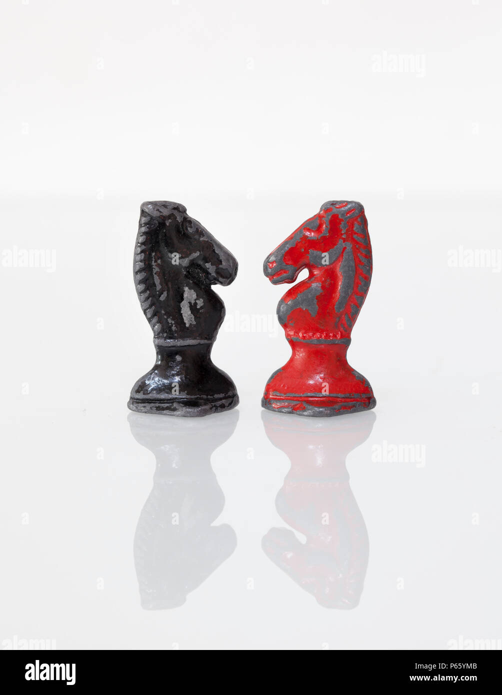 Vintage Die Cast Metal Chess Pieces Stock Photo - Alamy