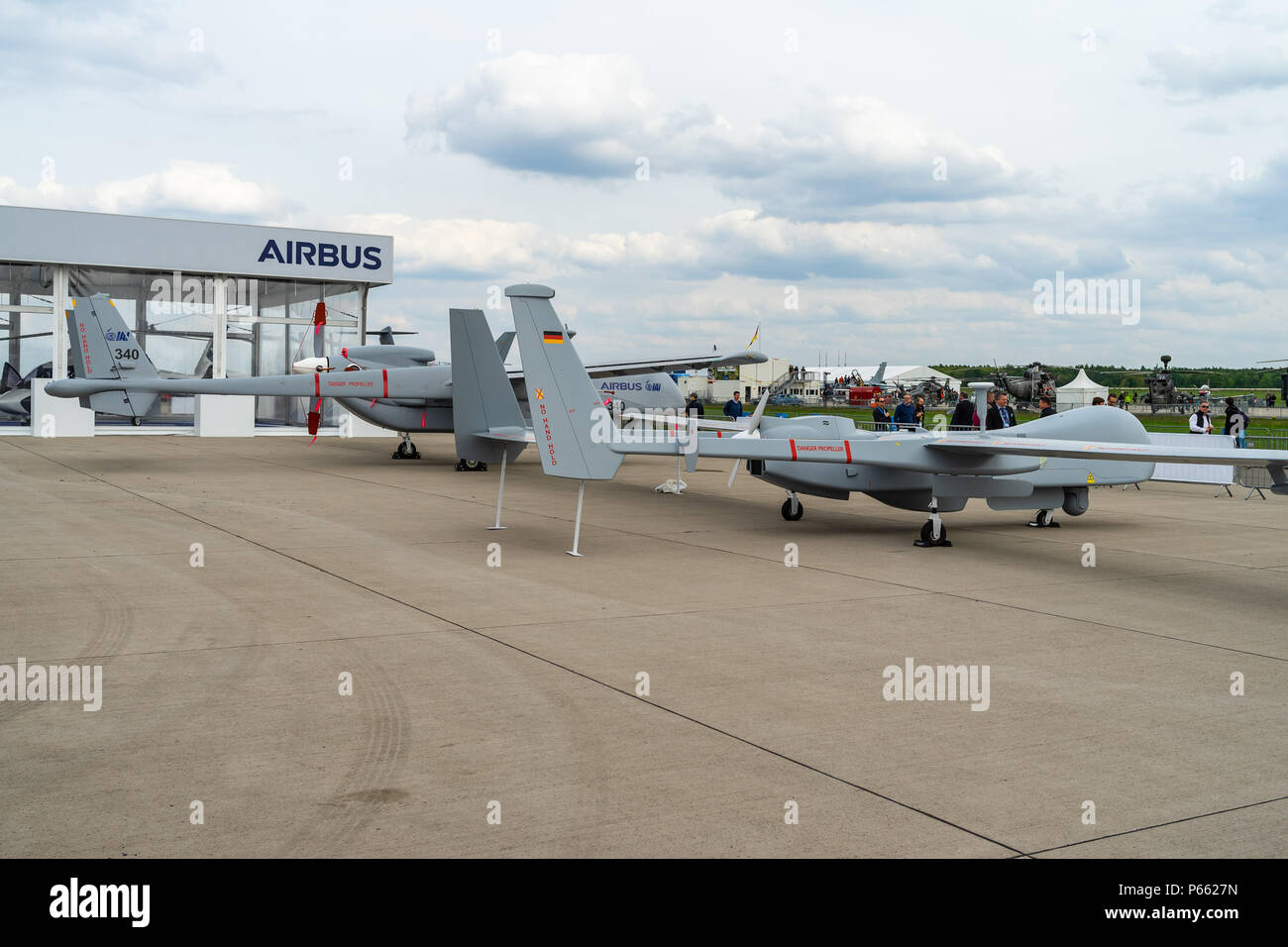 An iai heron unmanned aerial vehicle hi-res stock photography and ...