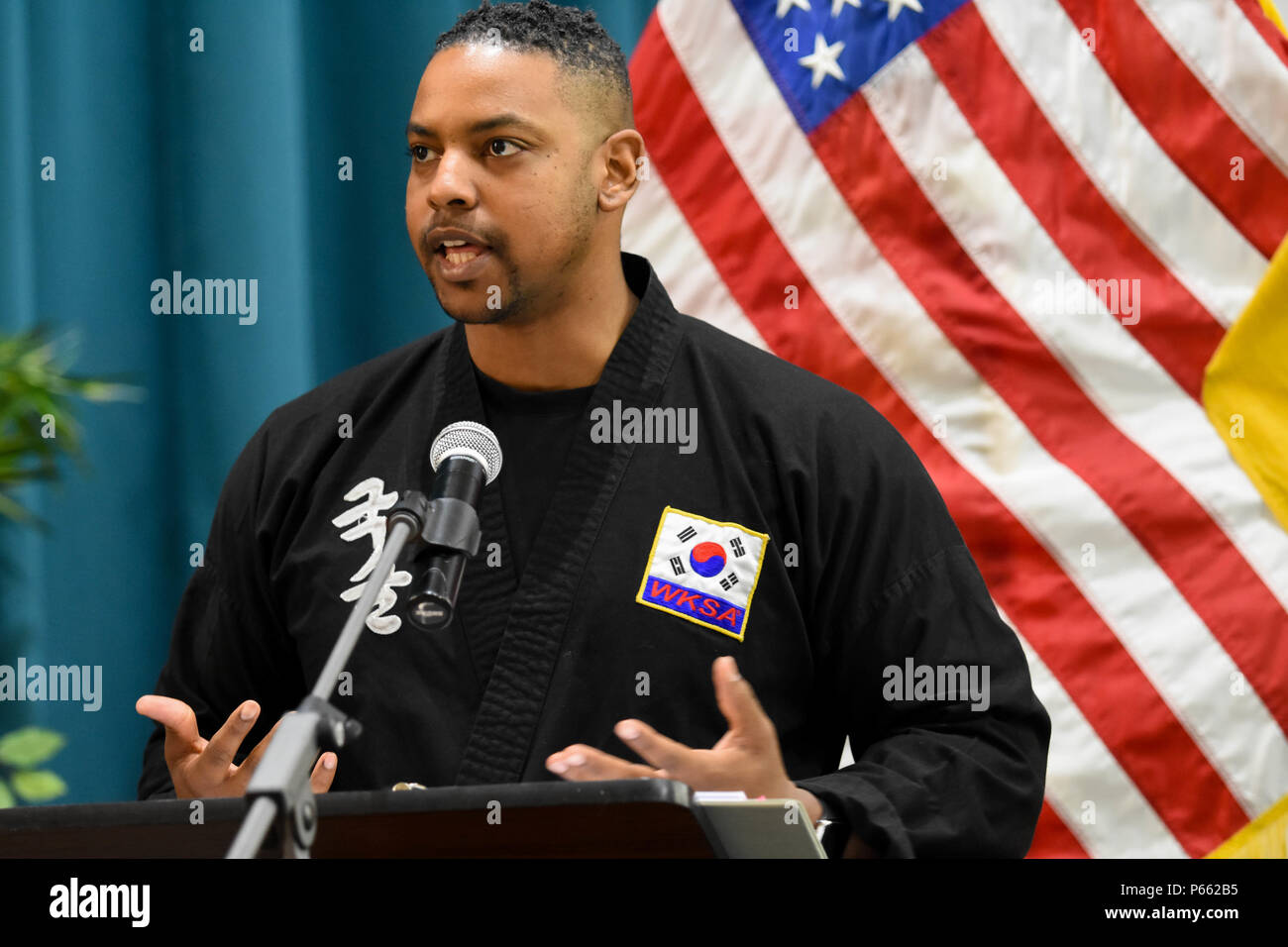 421st Multifunctional Medical Battalion hosts the U.S. Army Garrison ...