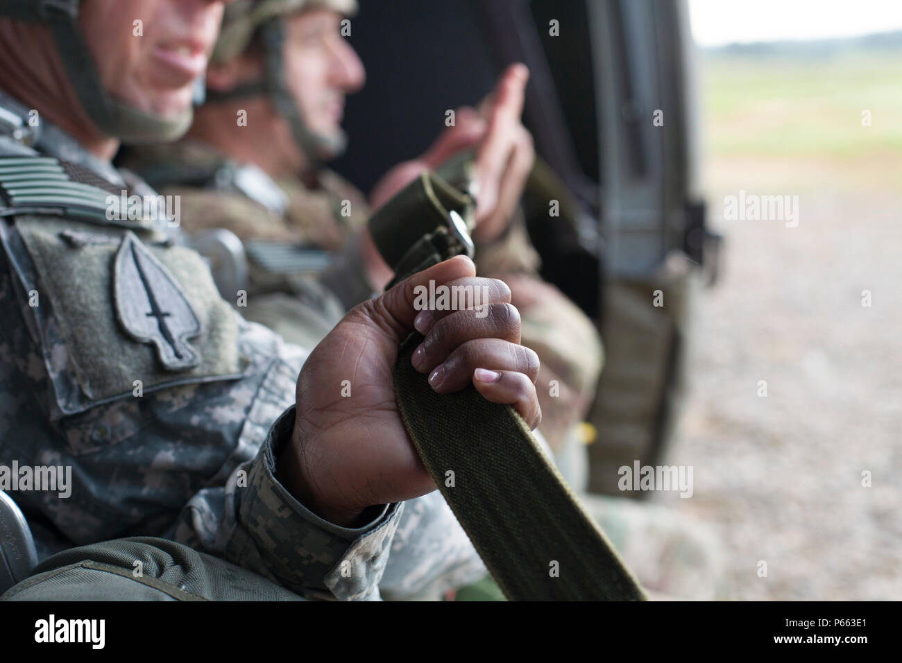 U.S. Army paratroopers from the United States Army Special Operations ...