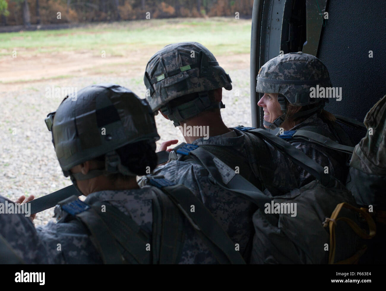U.S. Army paratroopers from the United States Army Special Operations ...