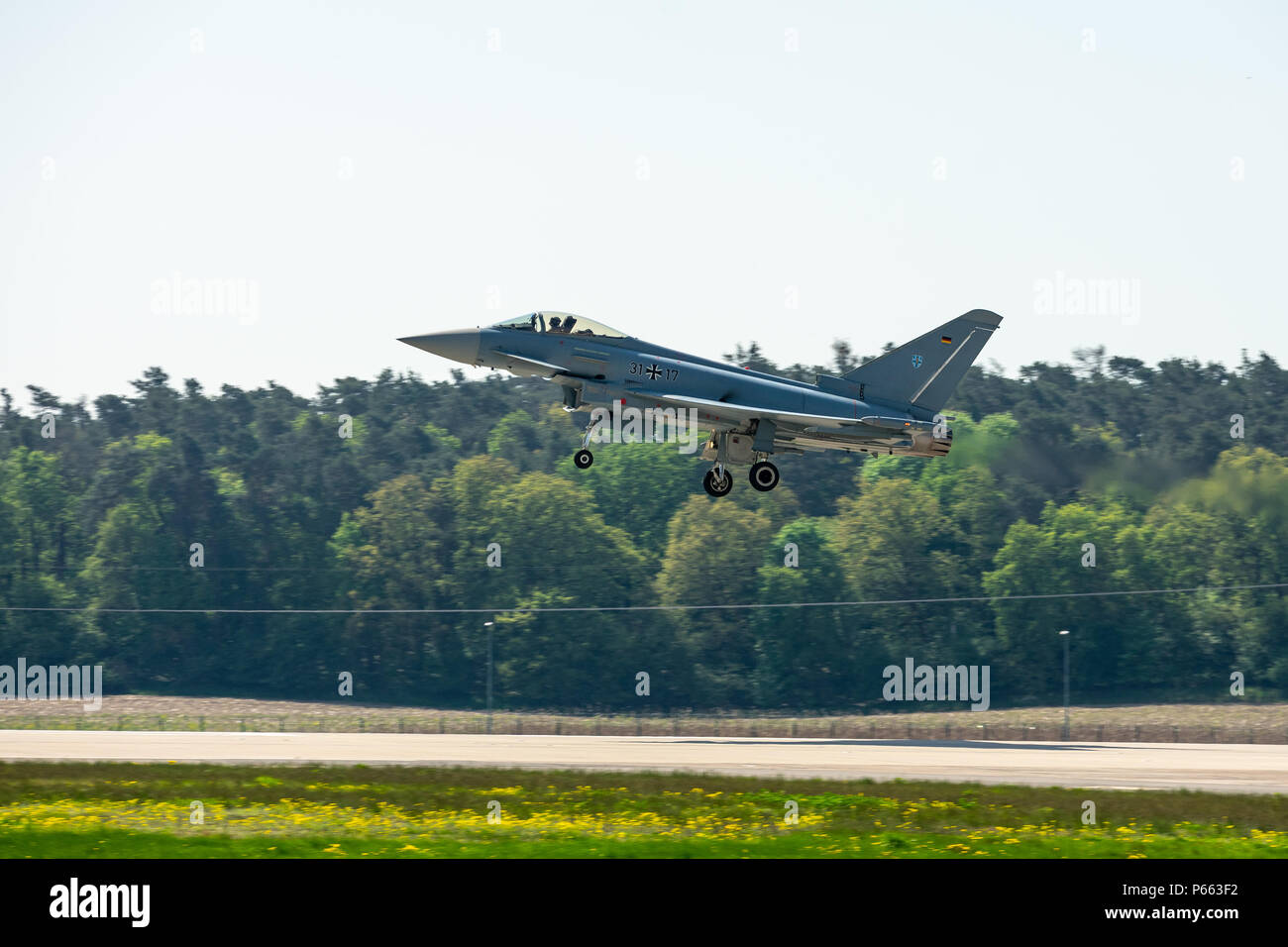 Eurofighter takeoff hi-res stock photography and images - Alamy