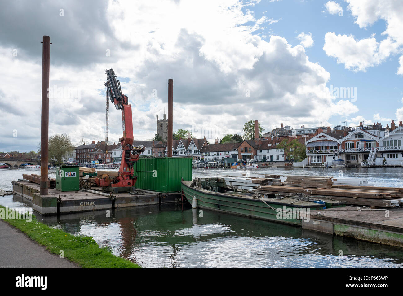 Henley on Thames, United Kingdom, Thursday, 17/05/2018, "Course ...