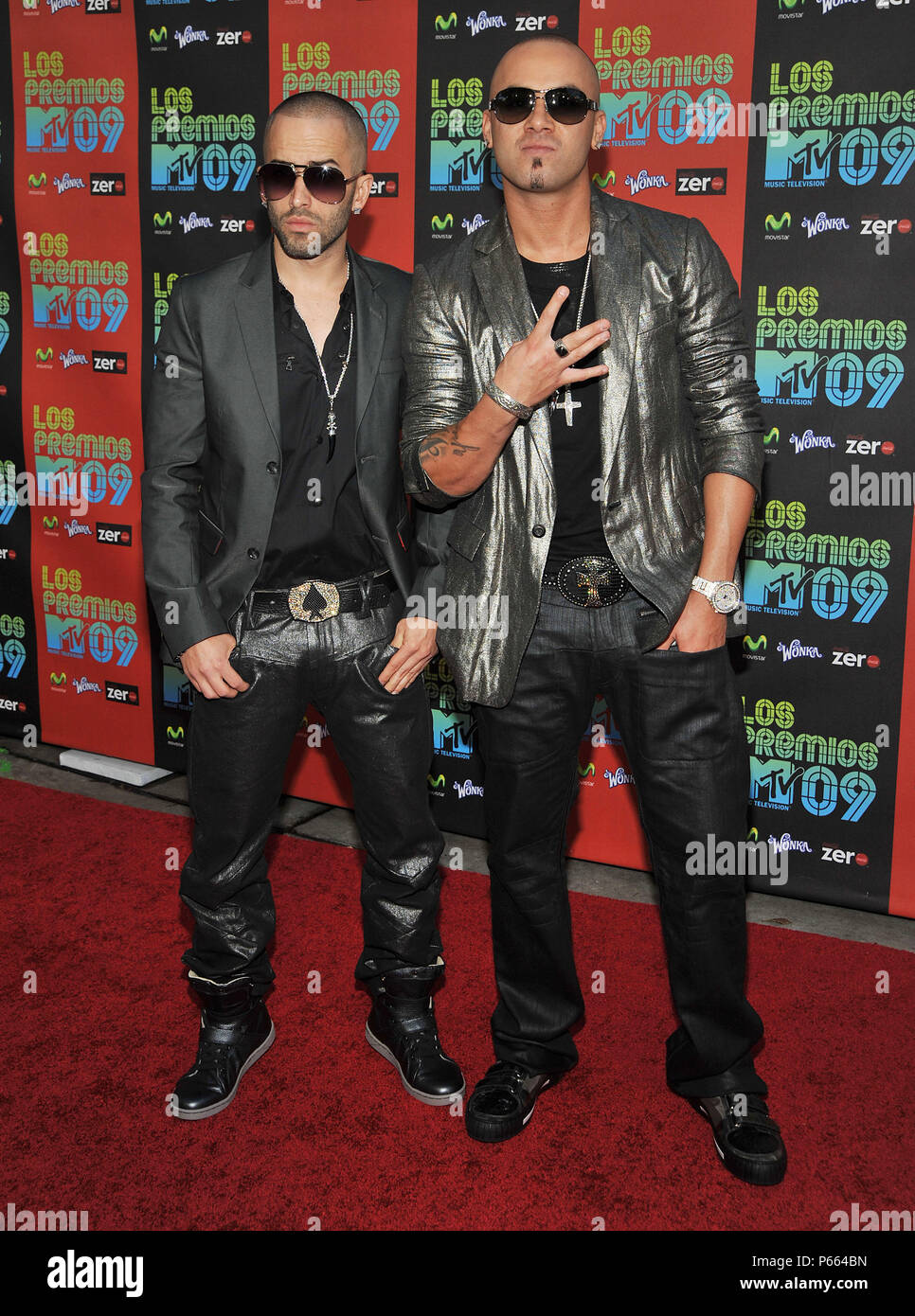 Yandel latin hi-res stock photography and images - Alamy
