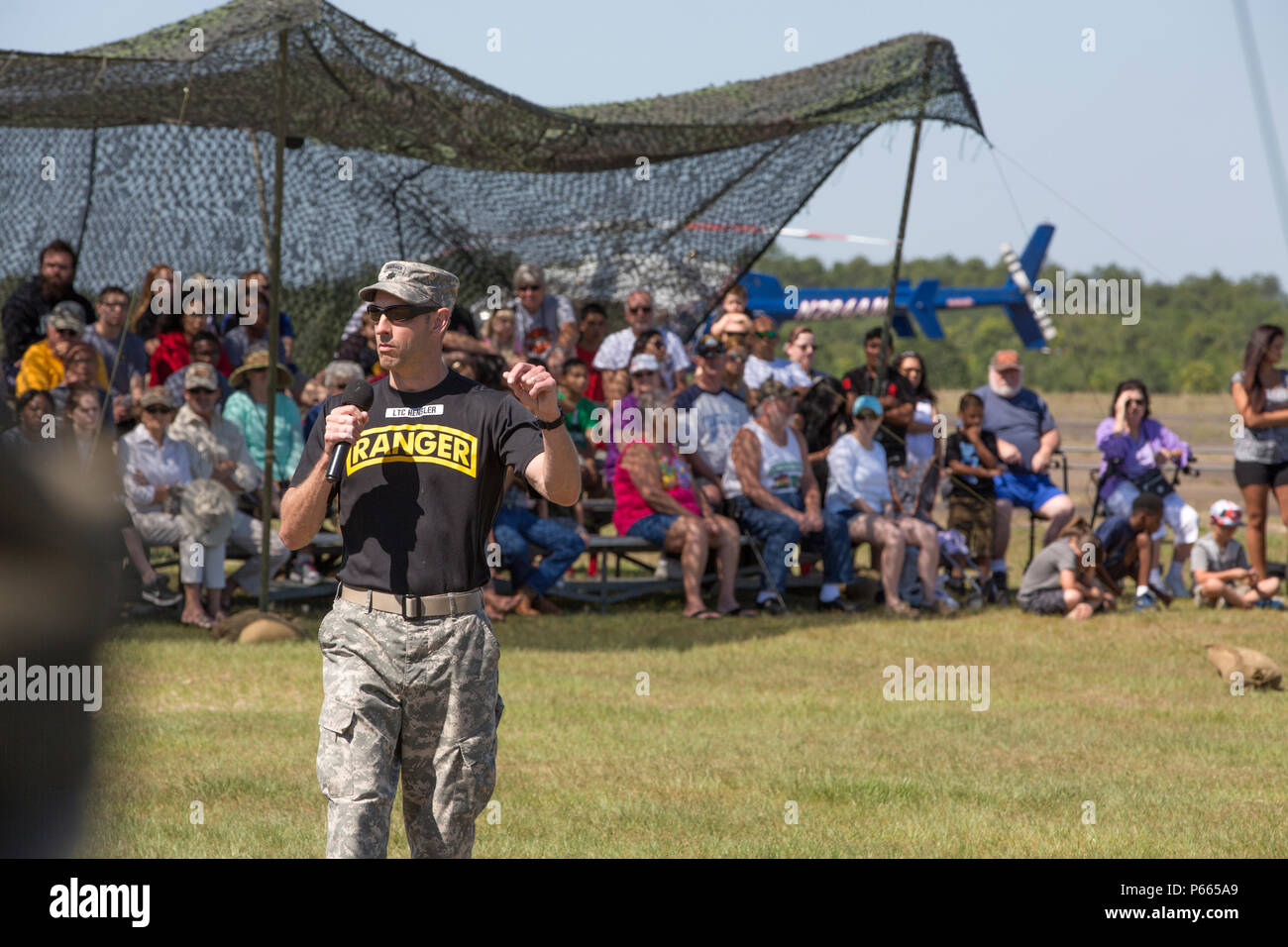 U.S. Army Lt. Col. Bart Hensler, commander, 6th Ranger Training ...