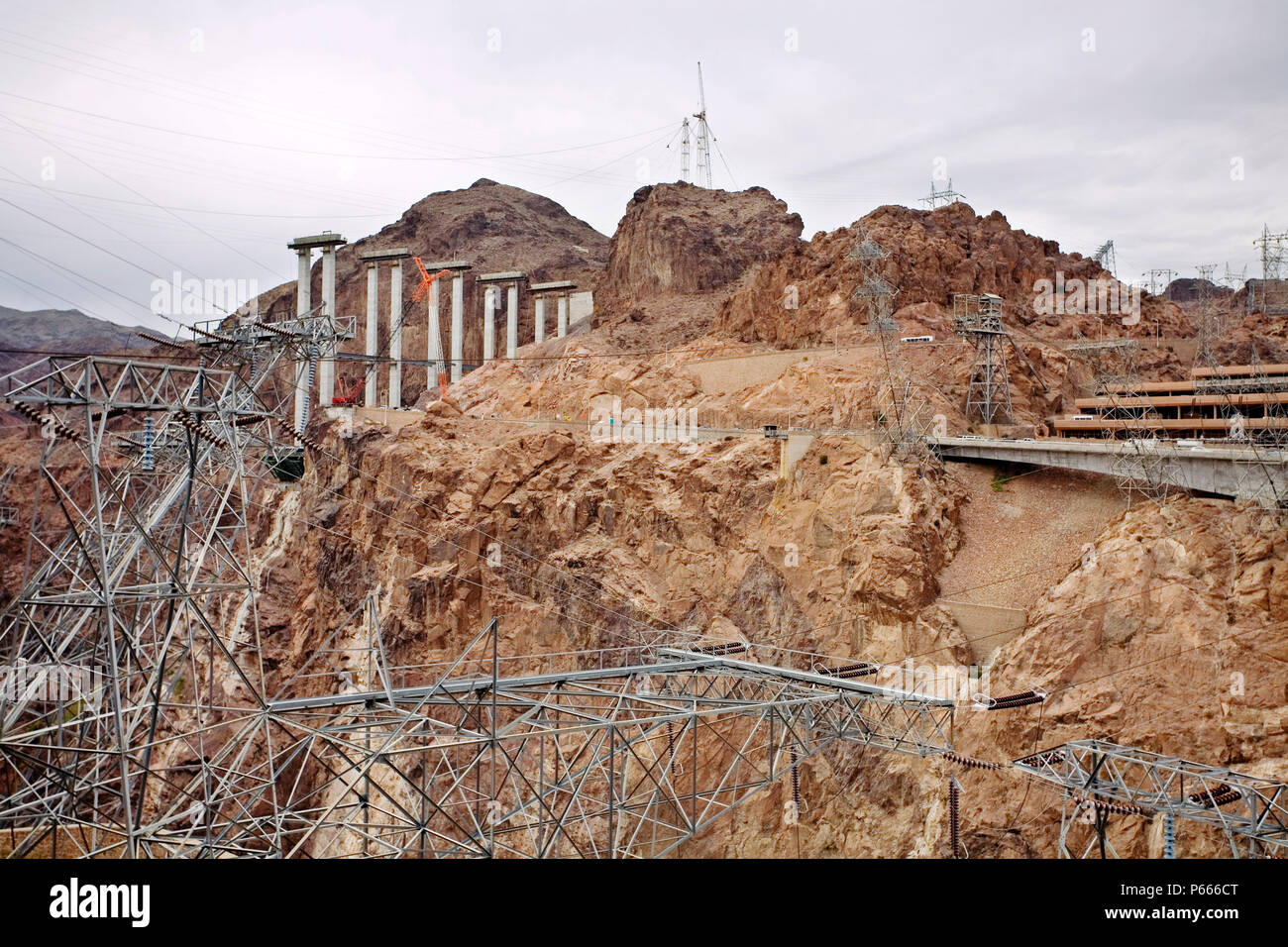 Construction of the new bridge over the Hoover Dam, Nevada Stock Photo ...
