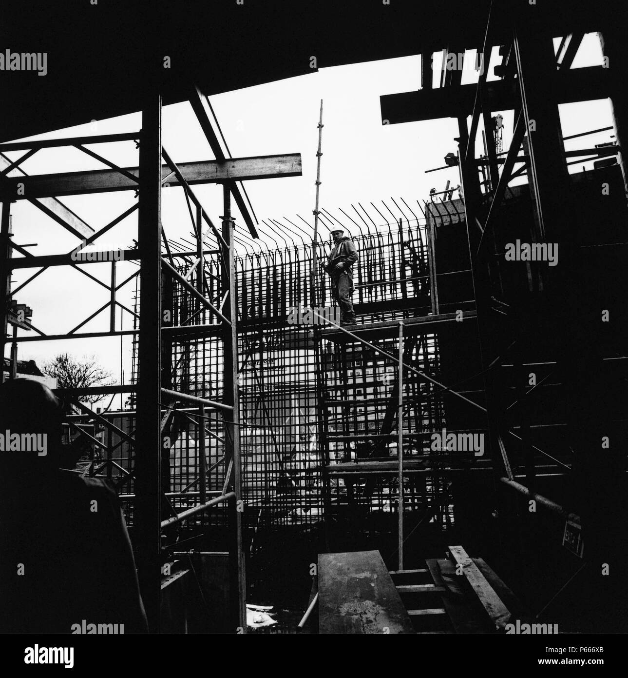 Construction site reinforcement steel Black and White Stock Photos ...