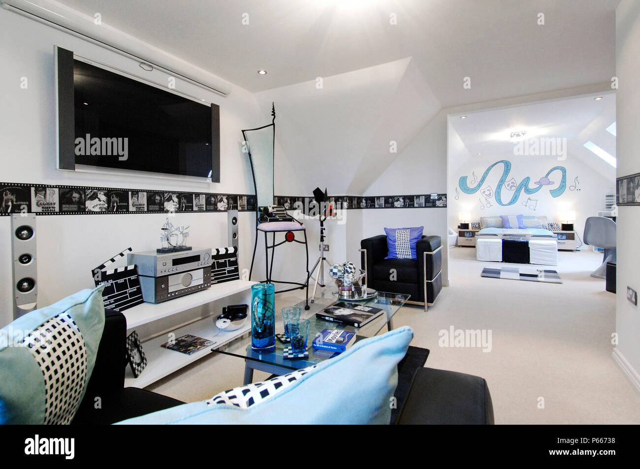 Luxury modern lounge in new build house Stock Photo - Alamy