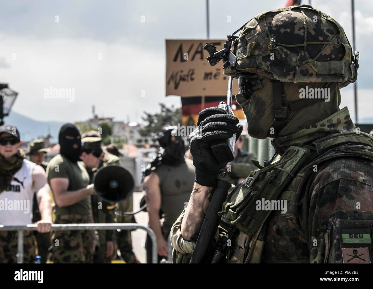 Prizren 1999 hi-res stock photography and images - Alamy
