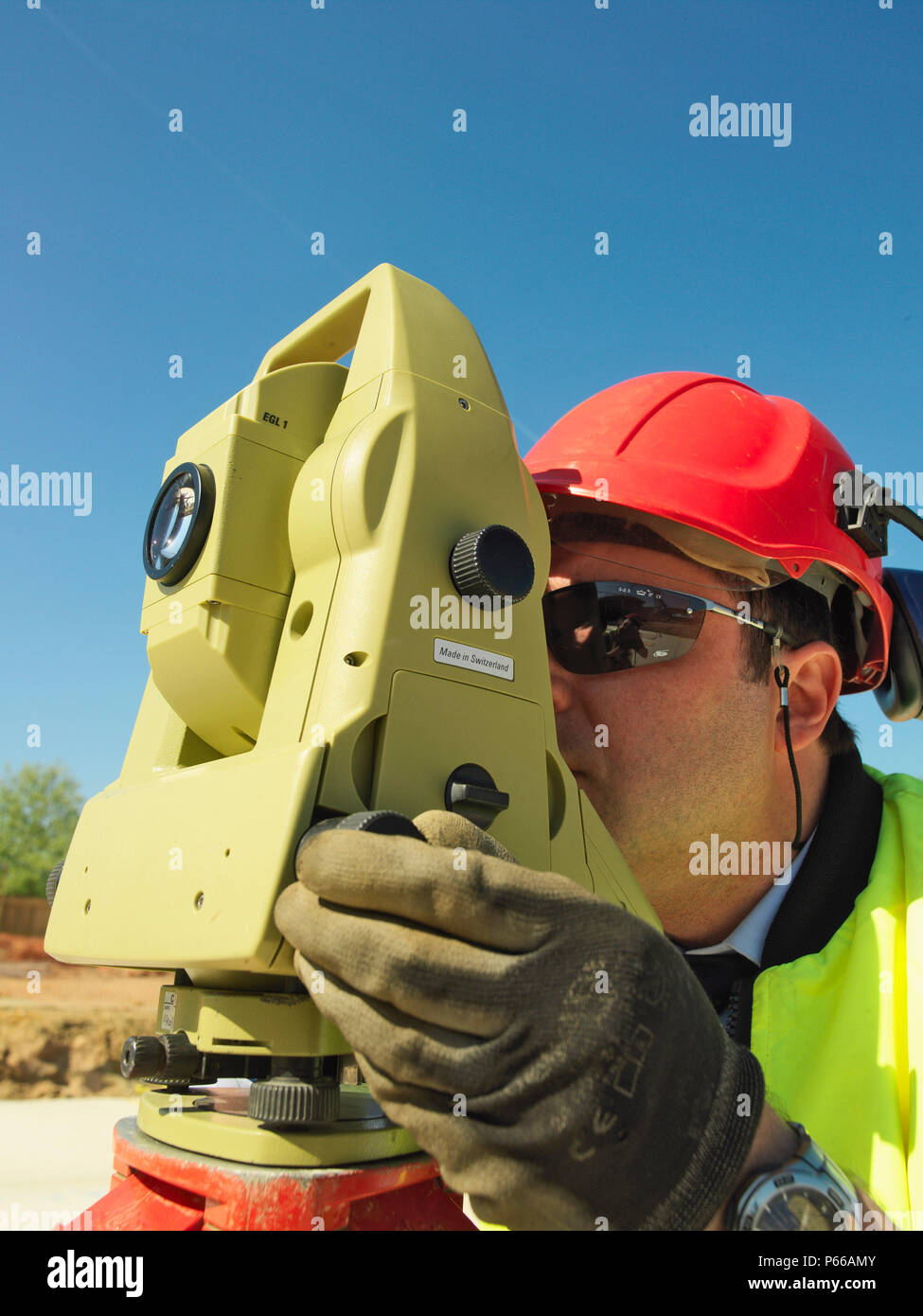 Theodolite close up hi-res stock photography and images - Alamy