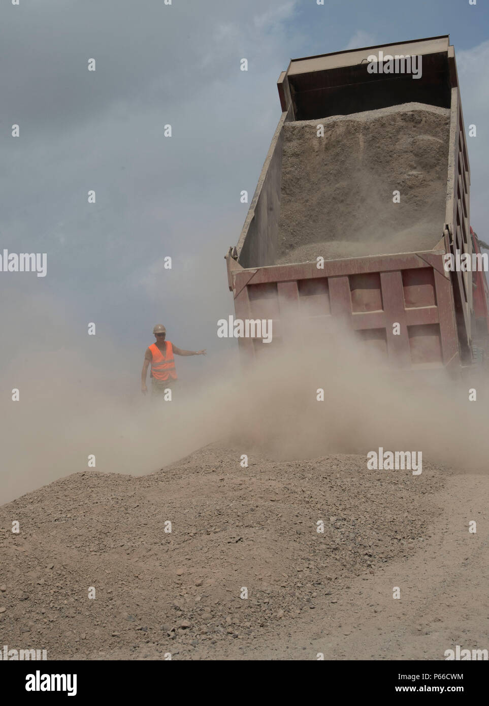 U.S. Navy Petty Officer 2nd Class Michael Clark, Naval Mobile ...