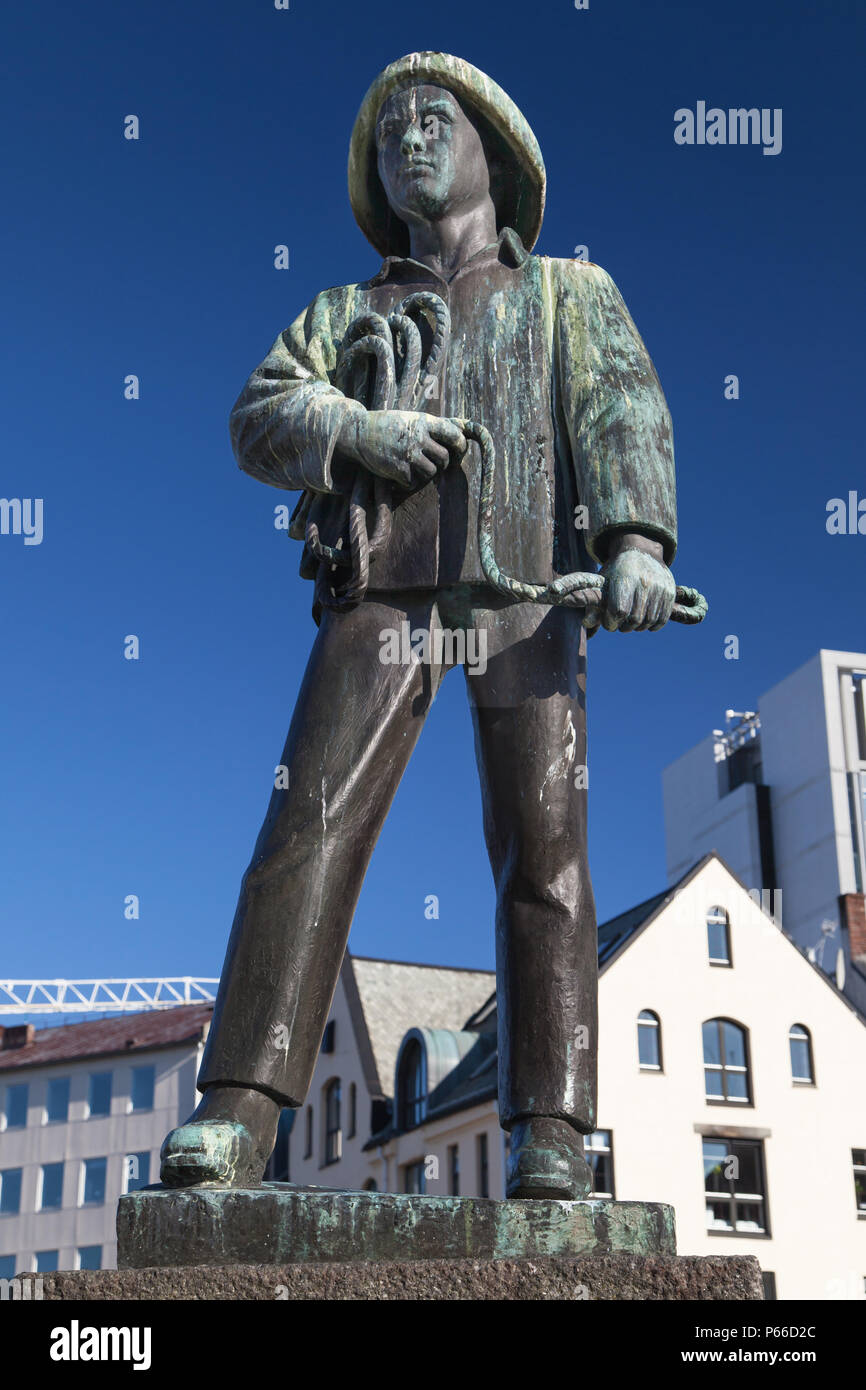 Statue in norway hi-res stock photography and images - Alamy