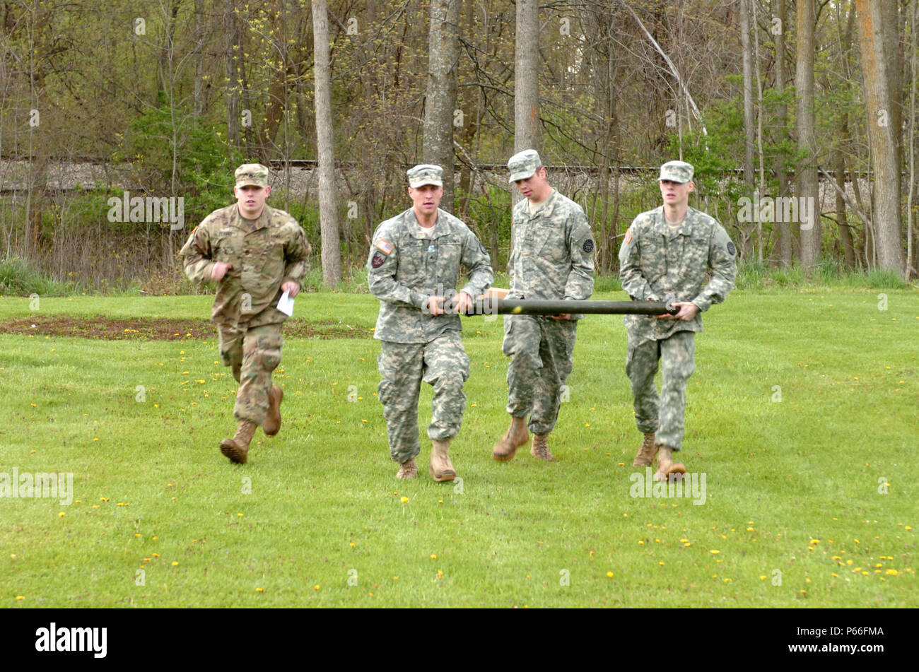 Soldiers of the 144th Military Police Company, 210th MP Battalion ...