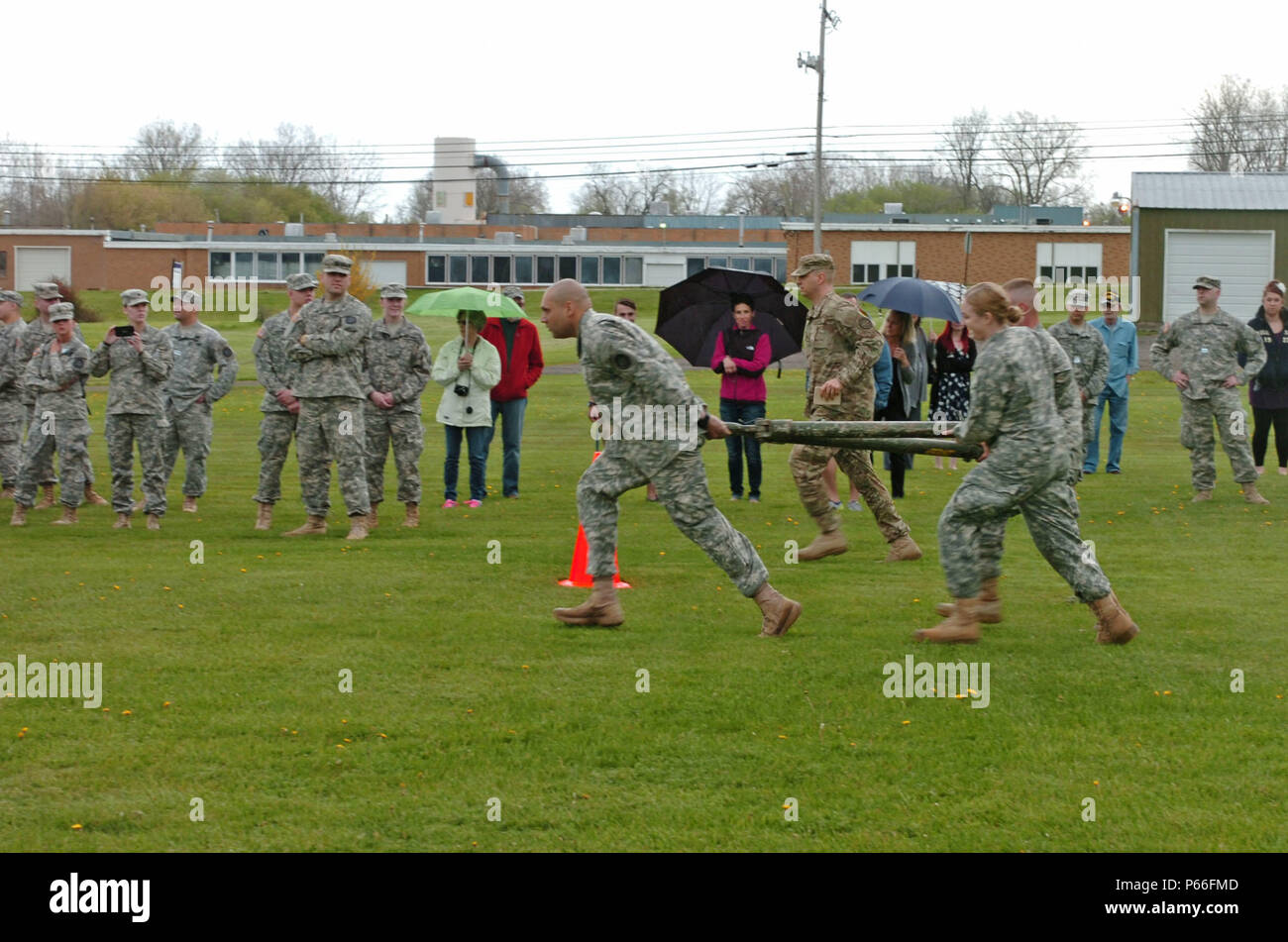 Soldiers of the 144th Military Police Company, 210th MP Battalion ...