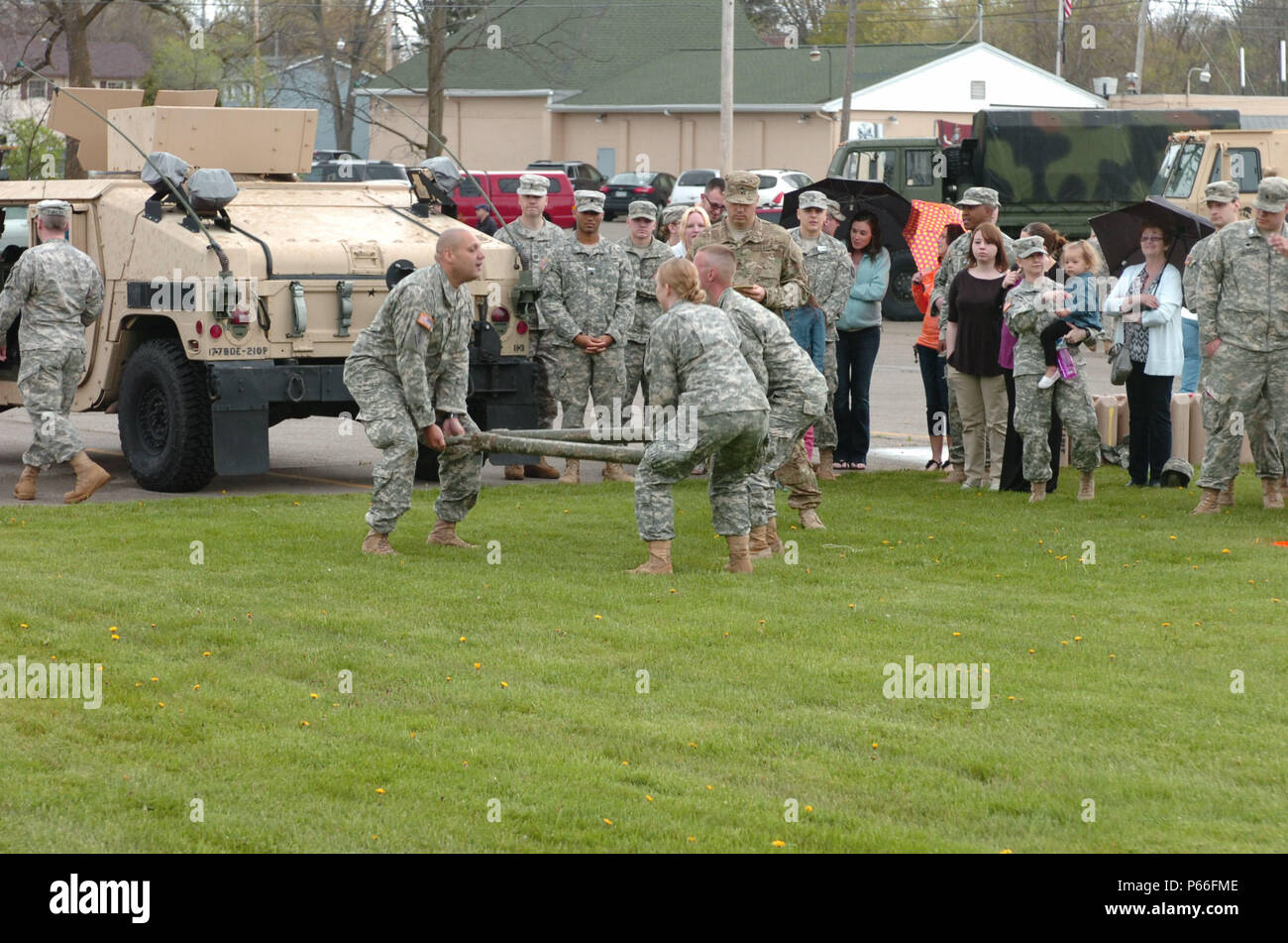 Soldiers of the 144th Military Police Company, 210th MP Battalion ...