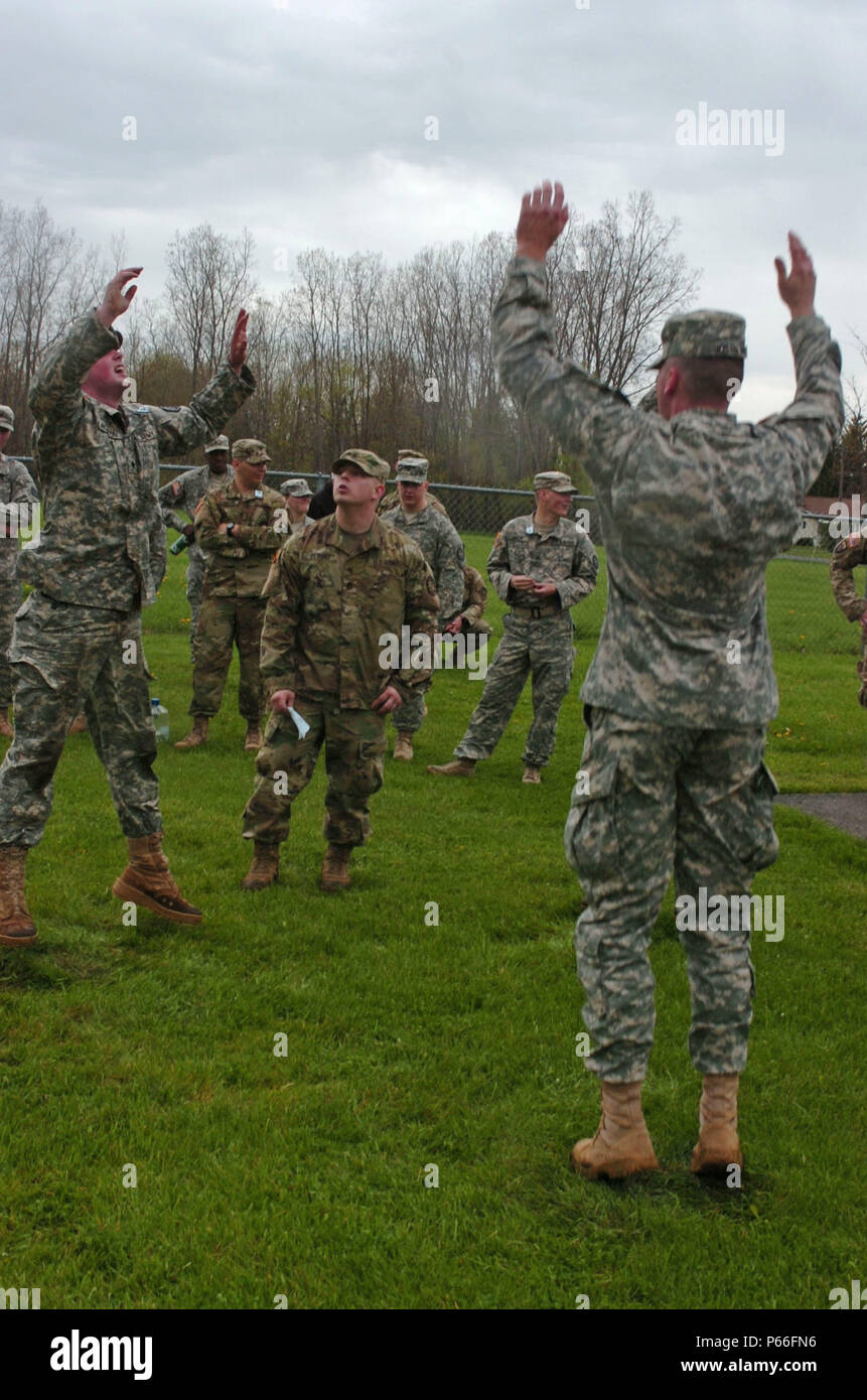 Soldiers of the 144th Military Police Company, 210th MP Battalion ...