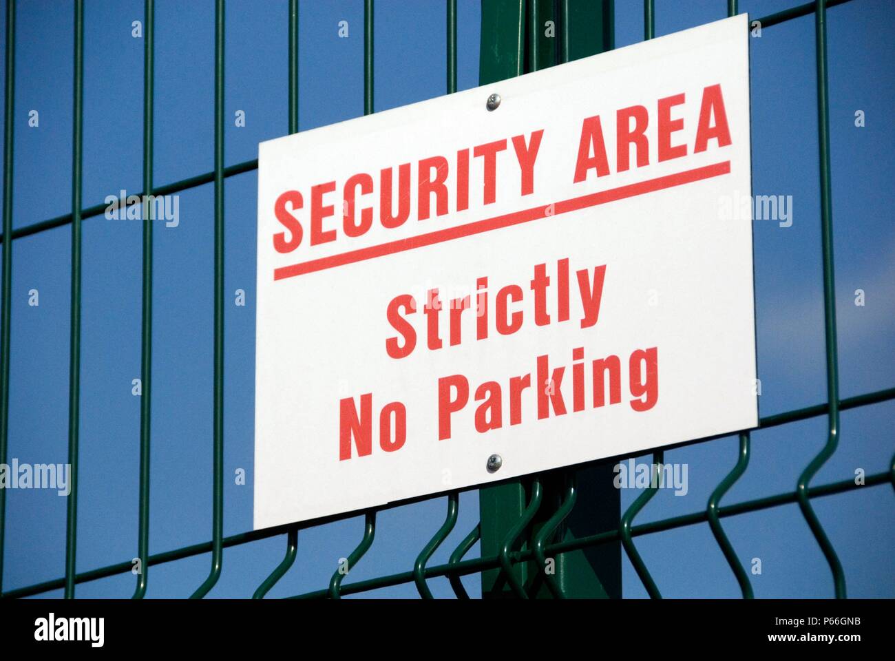 Security area hi-res stock photography and images - Alamy