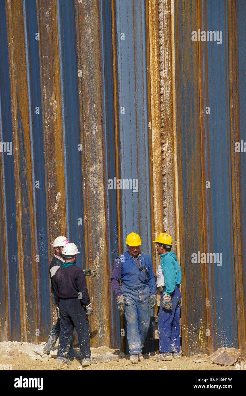 Interlocking sheet steel piling hi-res stock photography and images - Alamy