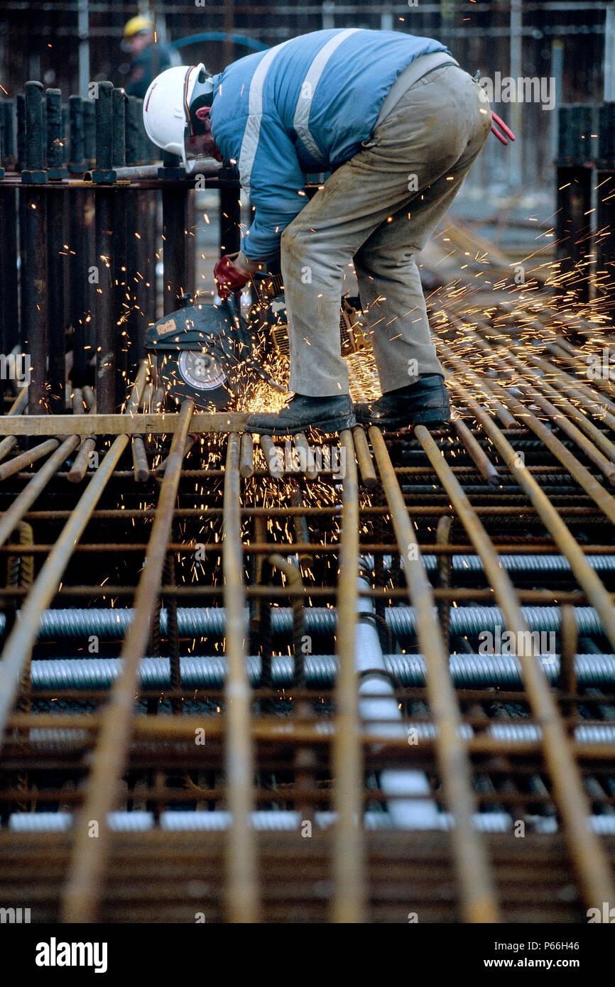 Construction of sub-sea oil storage tank. Scotland, UK Stock Photo - Alamy