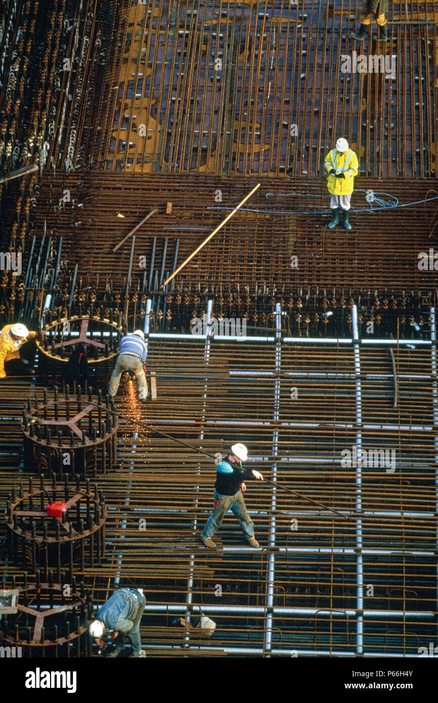 Subsea structure hi-res stock photography and images - Alamy