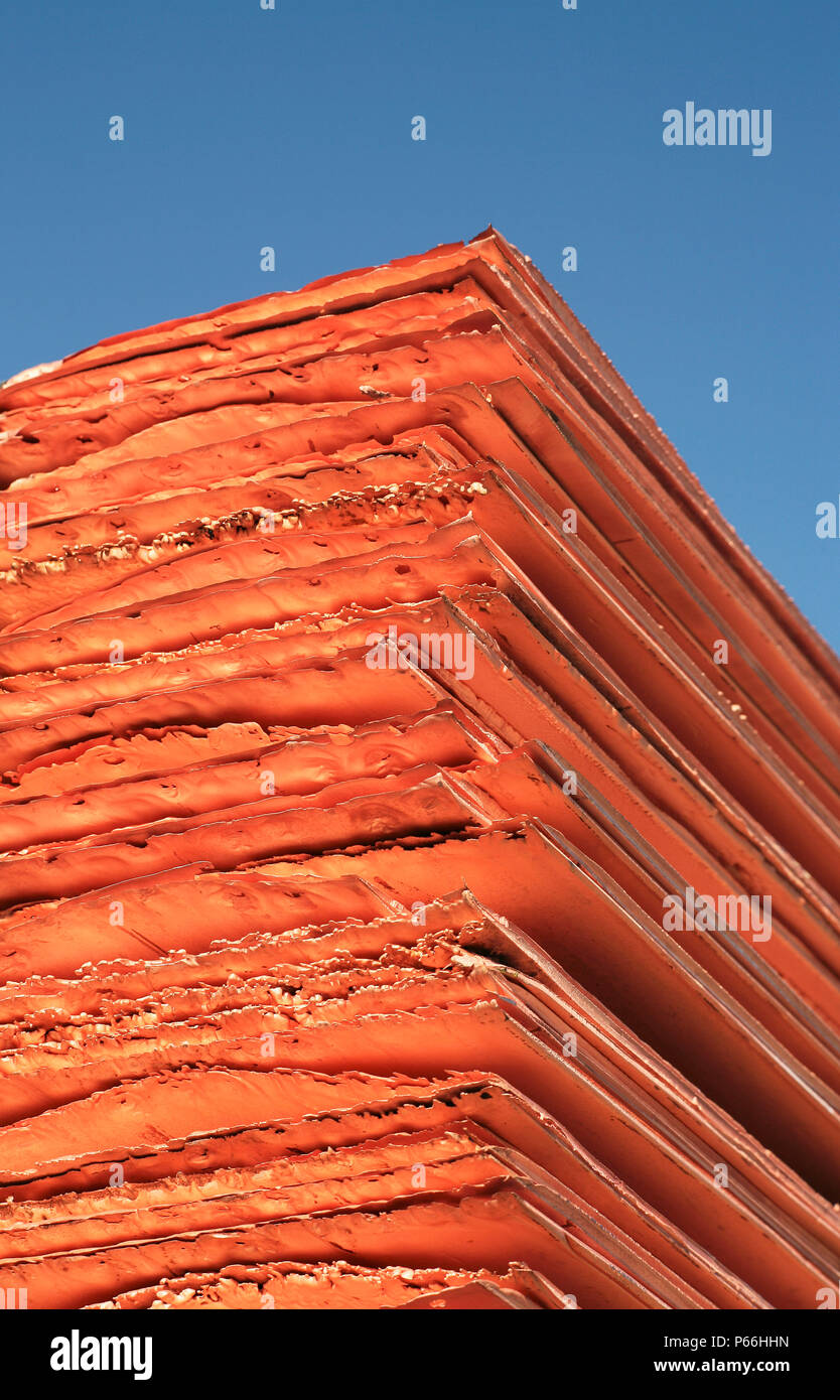 Copper cathode hi-res stock photography and images - Alamy