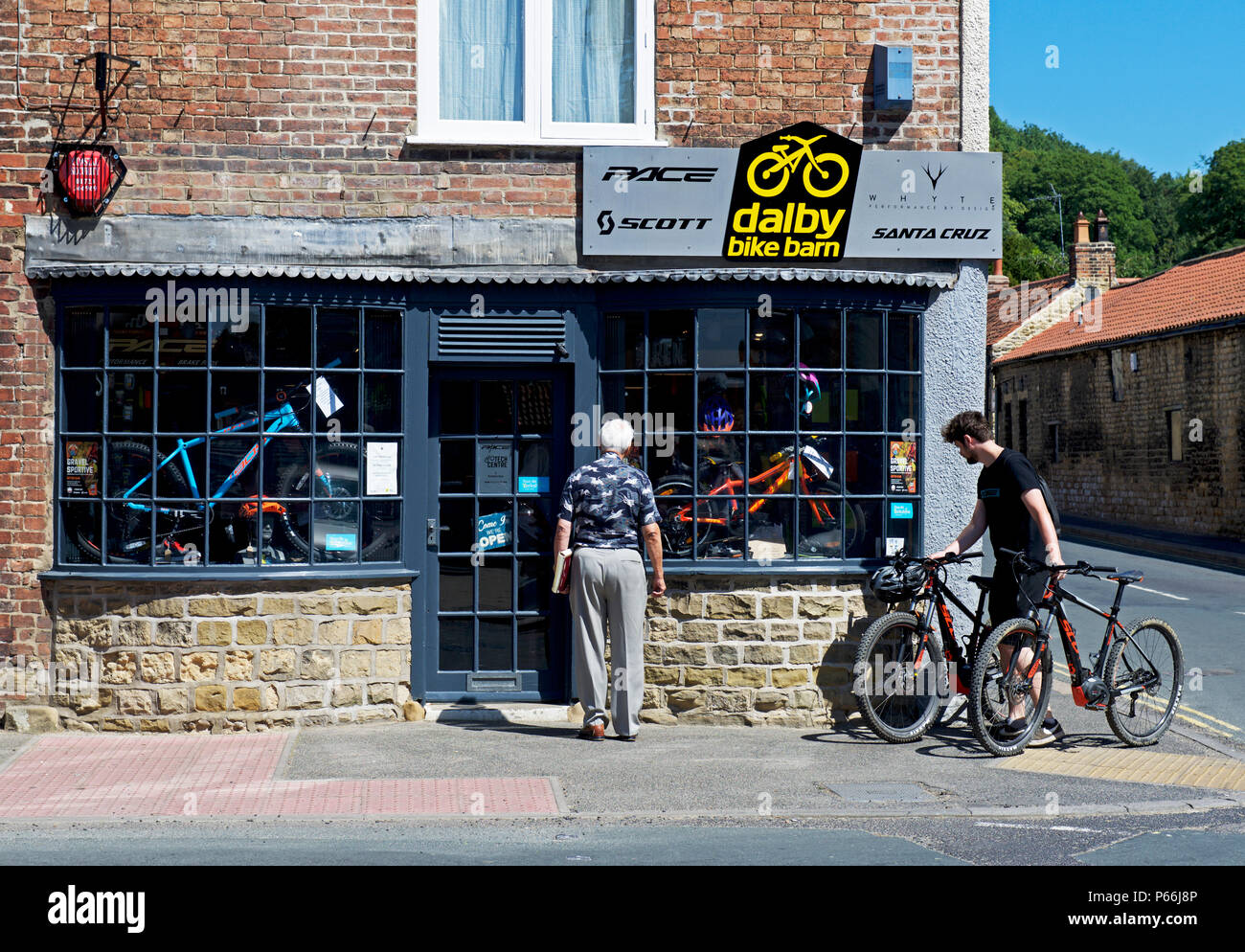 Thornton-le-Dale, North Yorkshire, England UK Stock Photo - Alamy