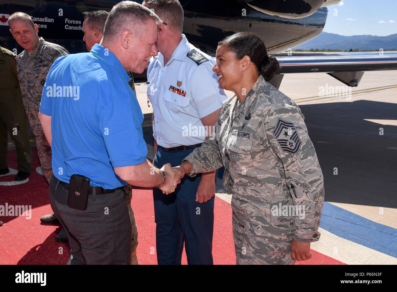 Gen. Jonathan Vance, Chief of Defense Staff for the Canadian Armed ...
