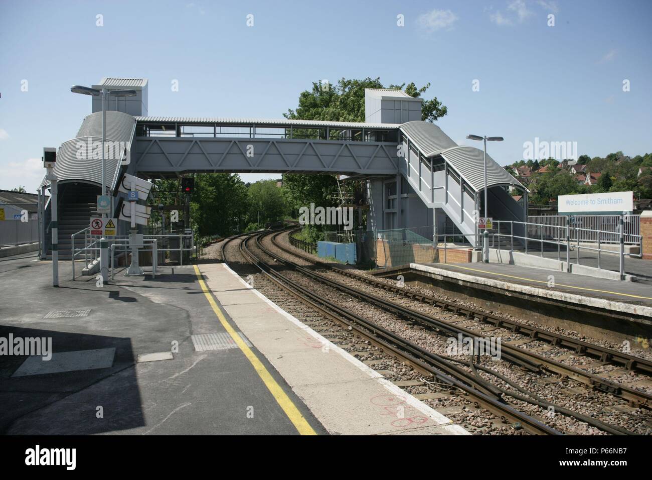 Footbridge at Smitham station, Greater London. 2007 Stock Photo - Alamy