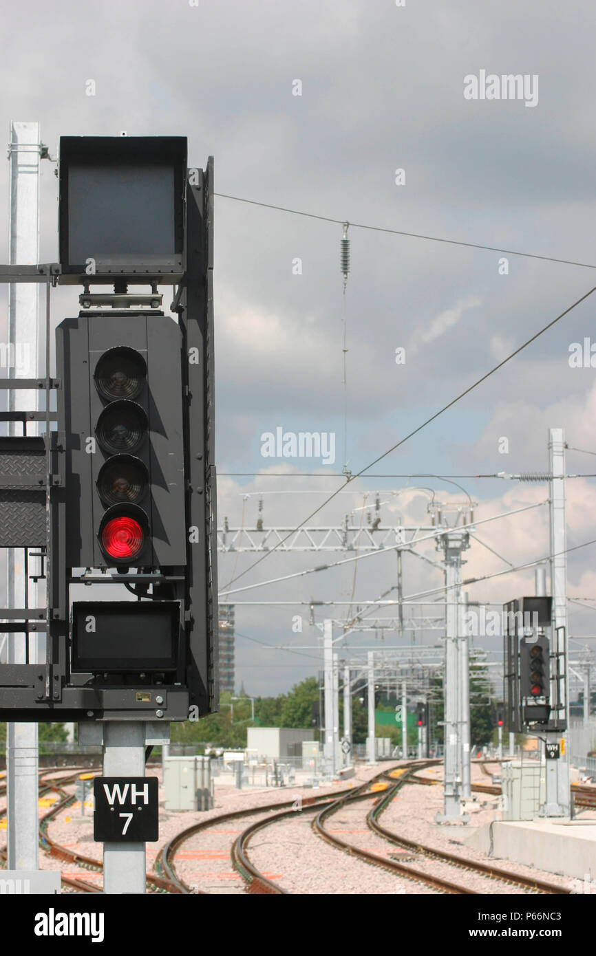 Four aspect railway signal hi-res stock photography and images - Alamy