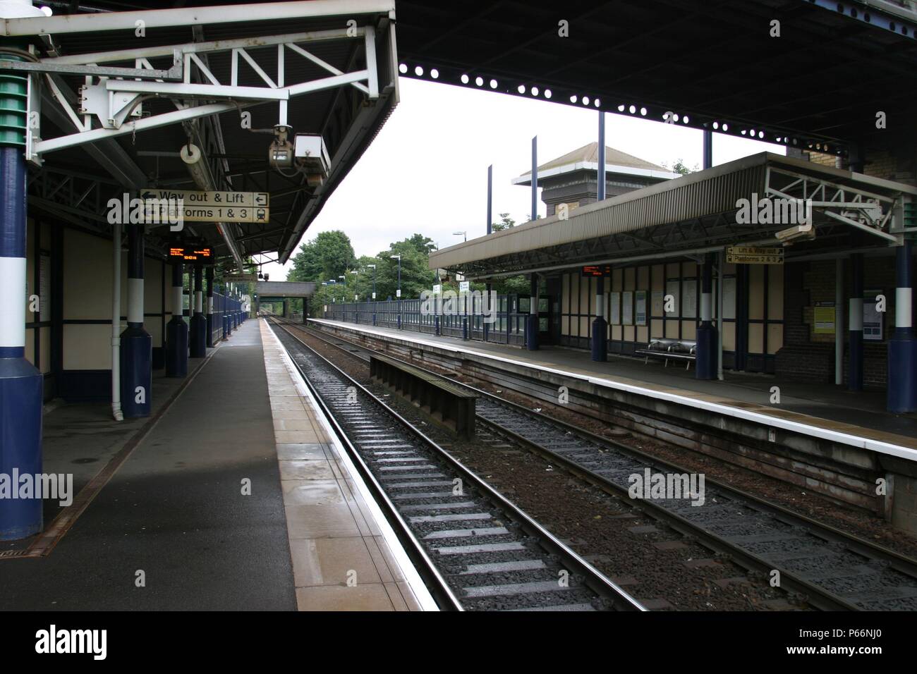 General platform view at Smethwick Galton Bridge station, West Midlands ...