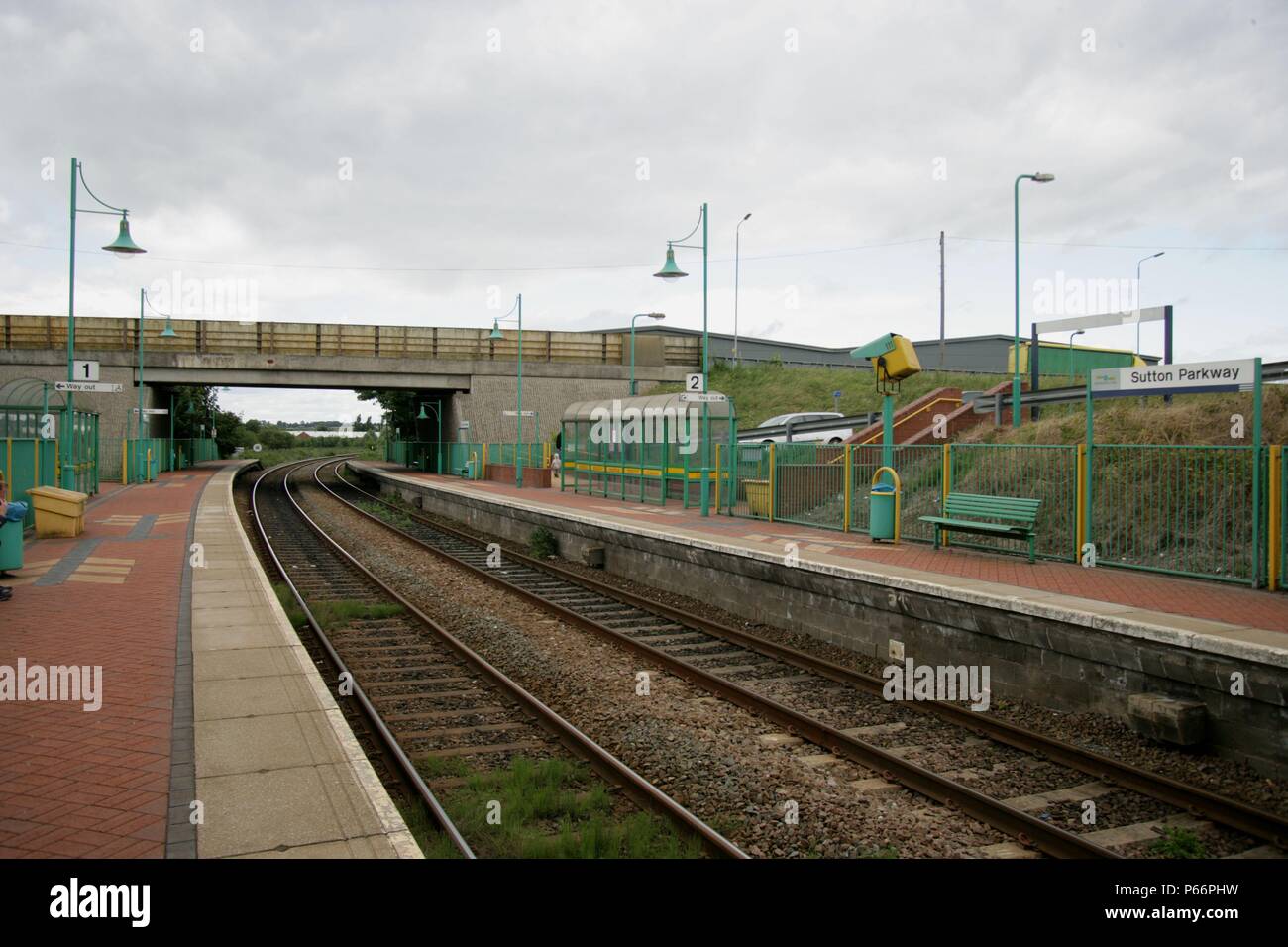 Sutton railway station hi-res stock photography and images - Alamy