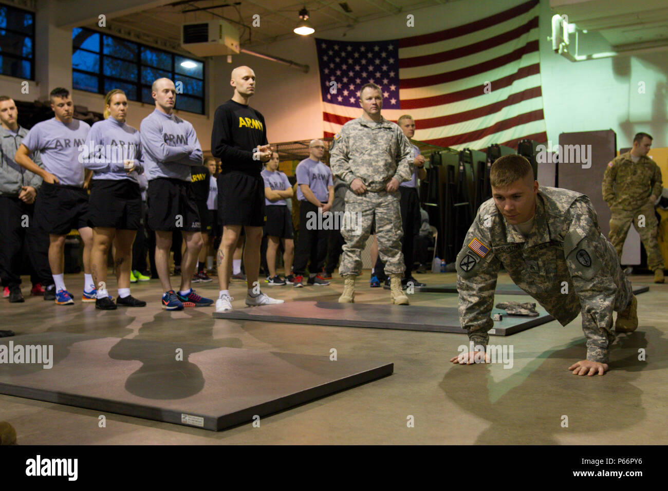 U.S. Army Reserve Soldiers assigned to the 303rd Military Police ...