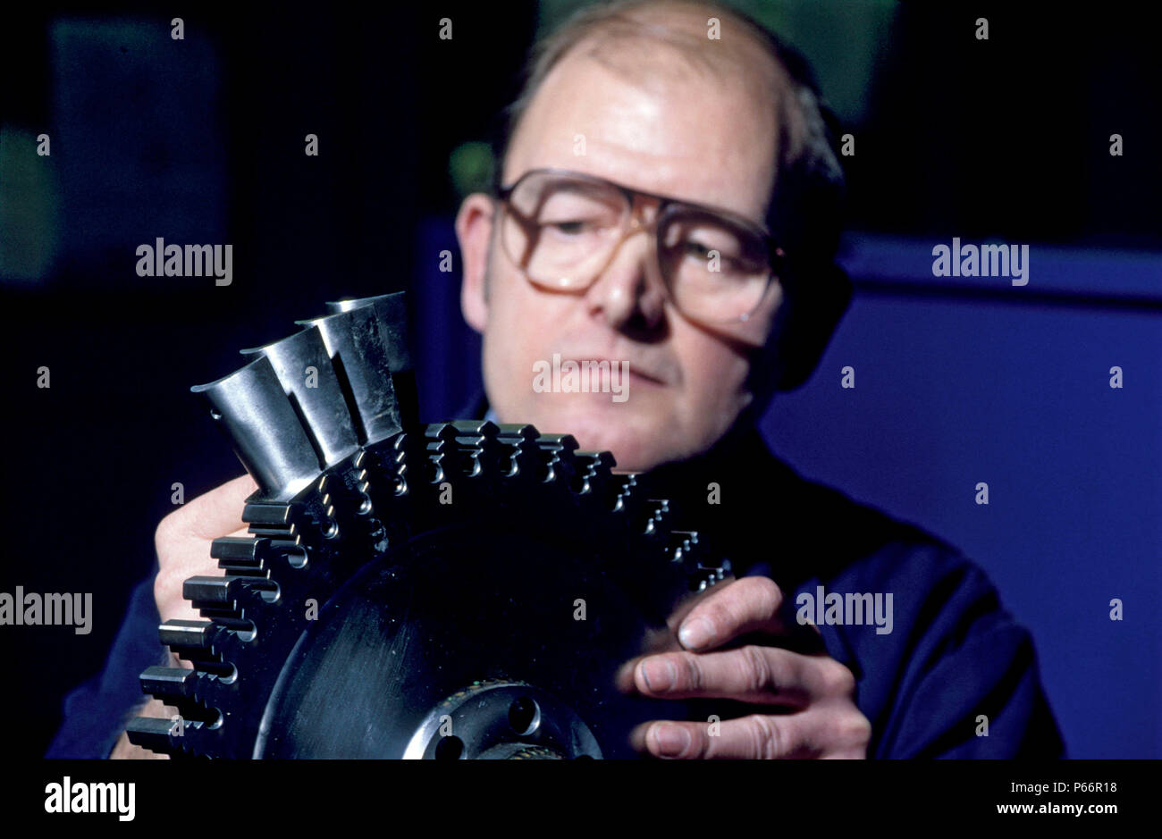 Inspecting machined parts at BREL works, Crewe. C 1992 Stock Photo - Alamy