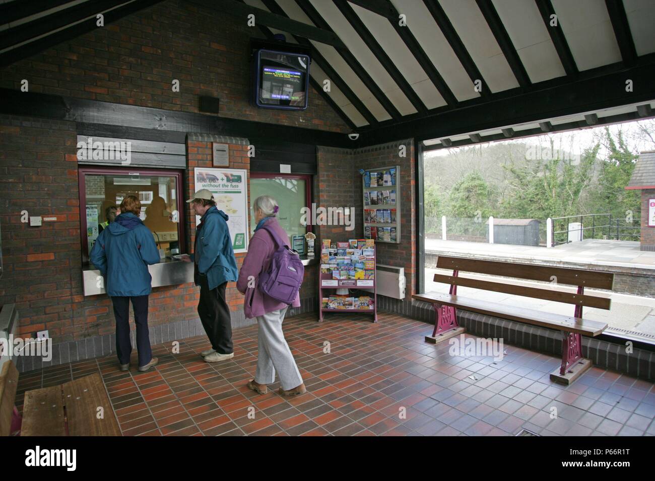 Bodmin parkway station hi-res stock photography and images - Alamy
