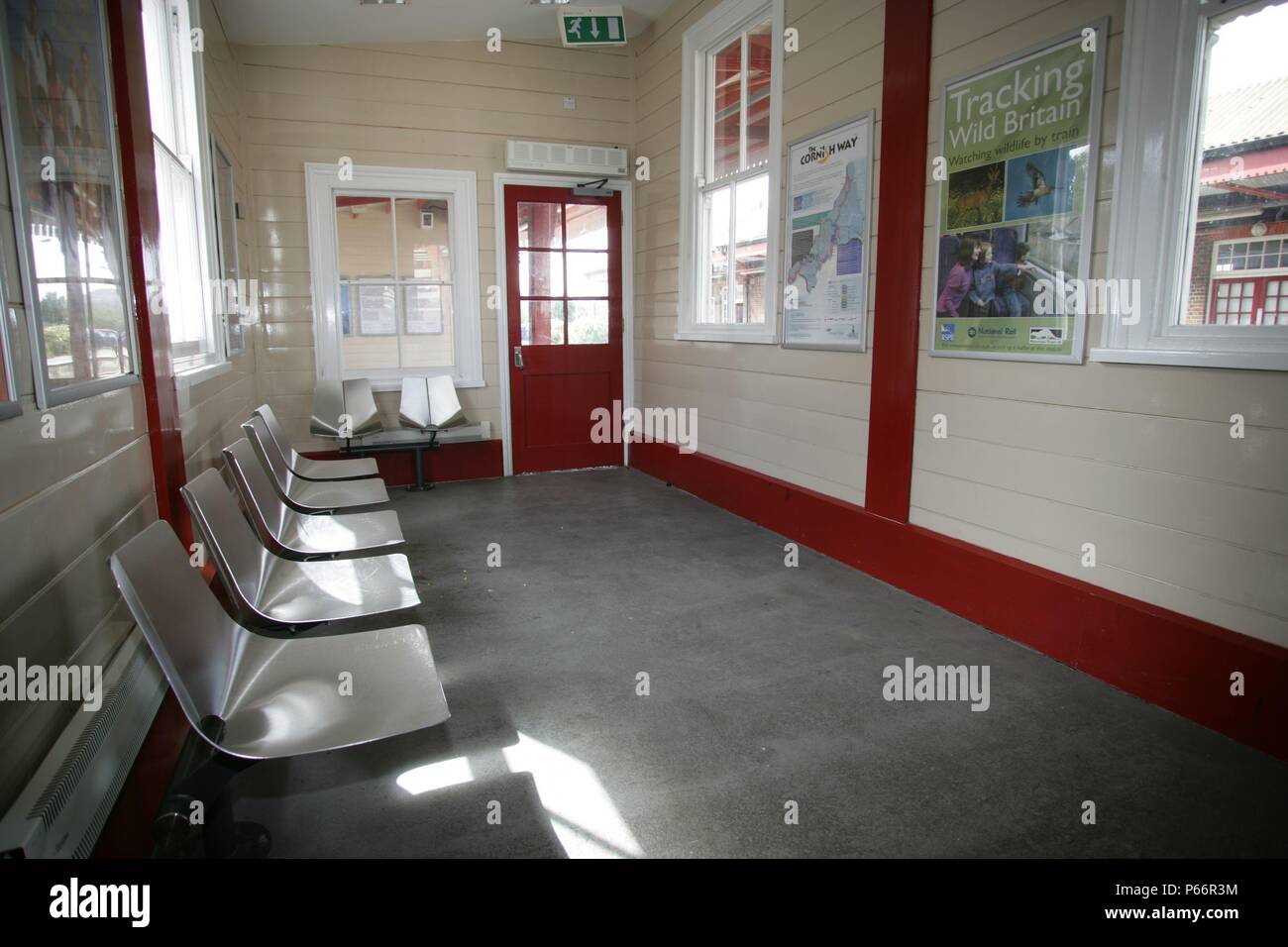 Redruth station cornwall hi-res stock photography and images - Alamy