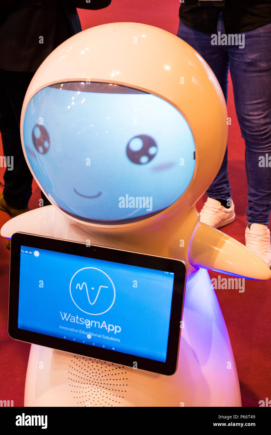 Robot pangolin hi-res stock photography and images - Alamy