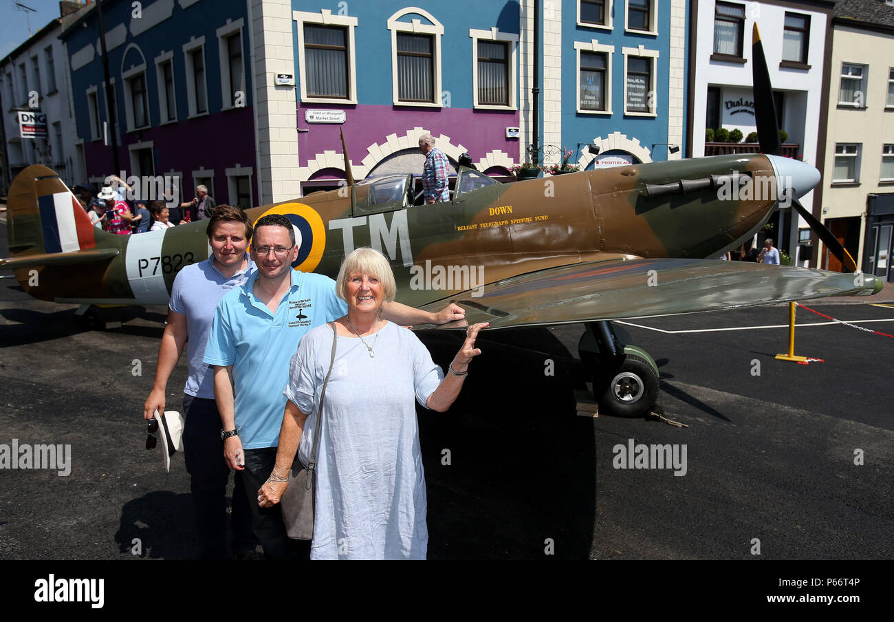 Sarah Tysoe, niece of pilot of the ÔMonaghan SpitfireÕ Flight ...