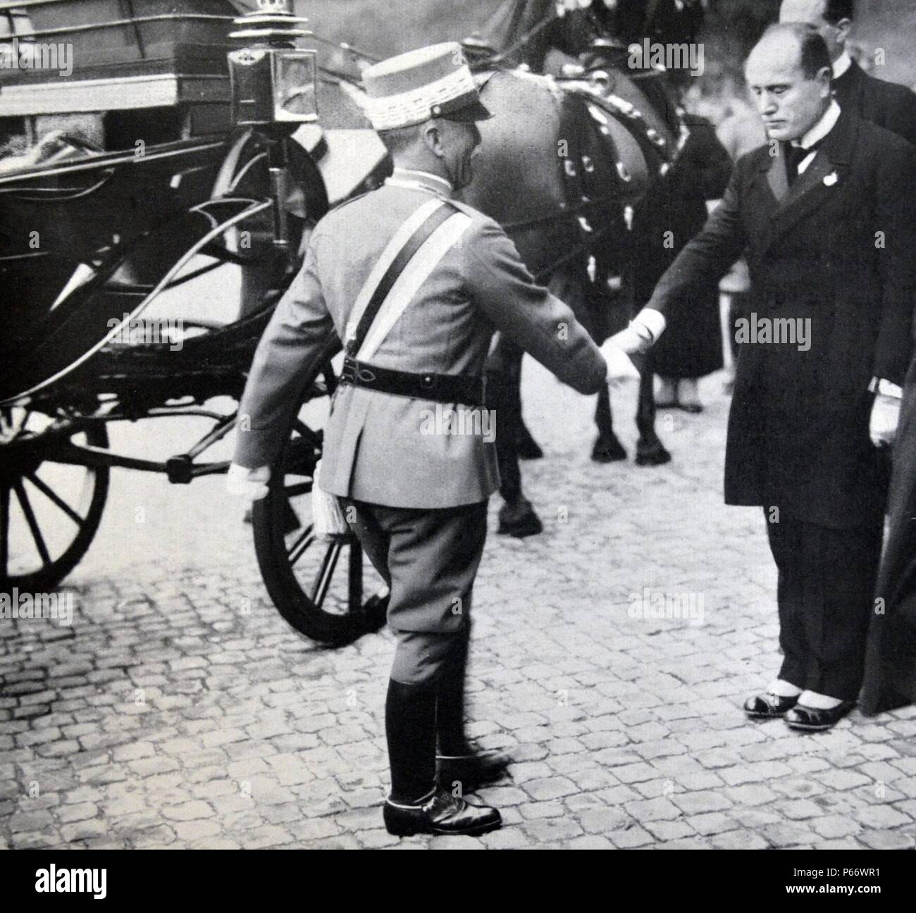 Fascist Salute Stock Photos & Fascist Salute Stock Images - Alamy