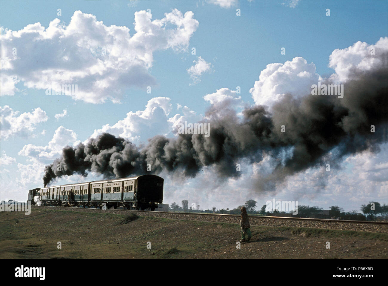 Pakistan Train High Resolution Stock Photography and Images - Alamy