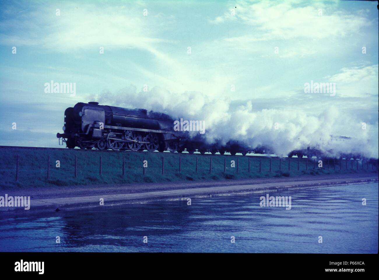 Bulleid merchant navy class pacific hi-res stock photography and images ...