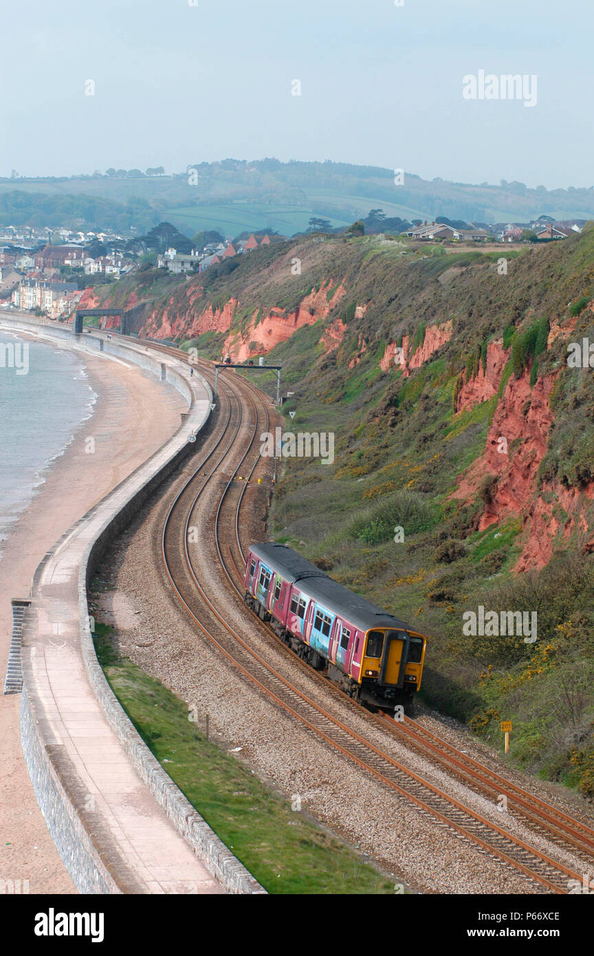 Train london cornwall hi-res stock photography and images - Alamy