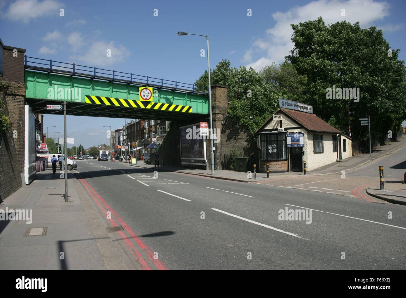 Approach to Smitham station, Greater London. 2007 Stock Photo - Alamy