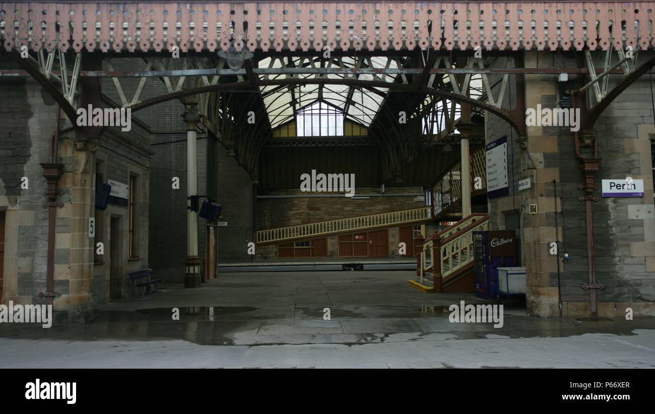 Architectural detail, canopy and access ramp at Perth station ...