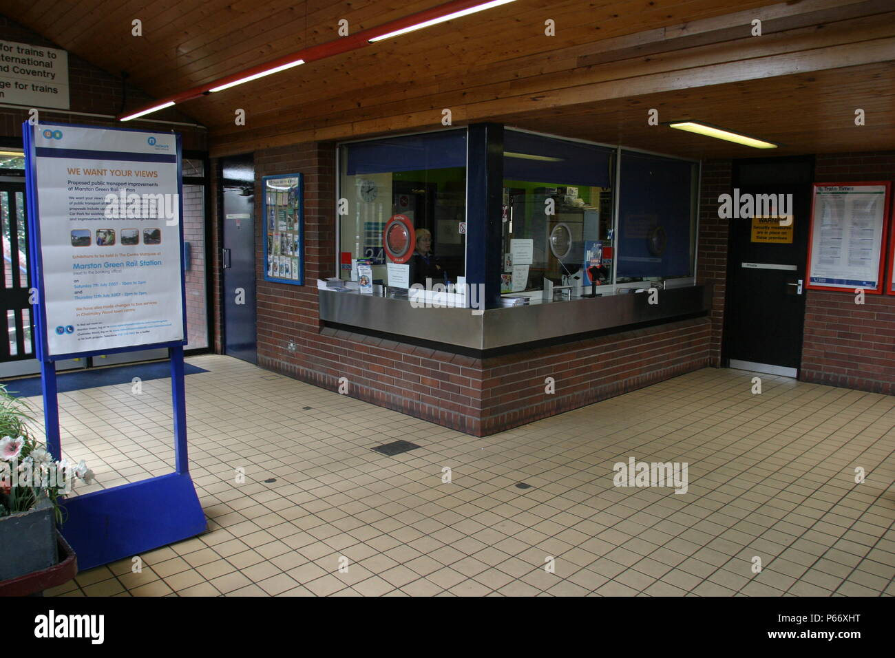 Rail ticket office england hi-res stock photography and images - Alamy
