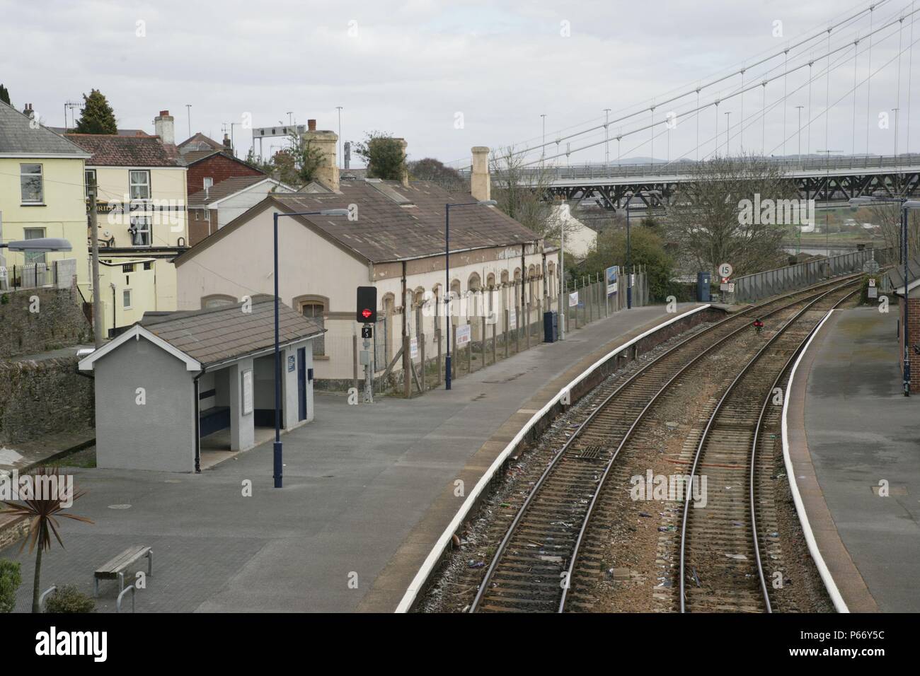 Saltash station hi-res stock photography and images - Alamy