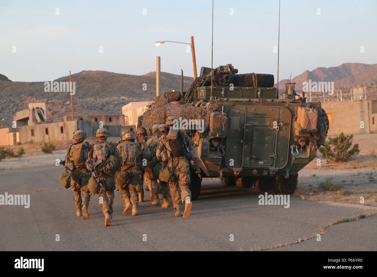 U.S. Army Soldiers assigned to 1st Battalion, 23rd Infantry Regiment ...
