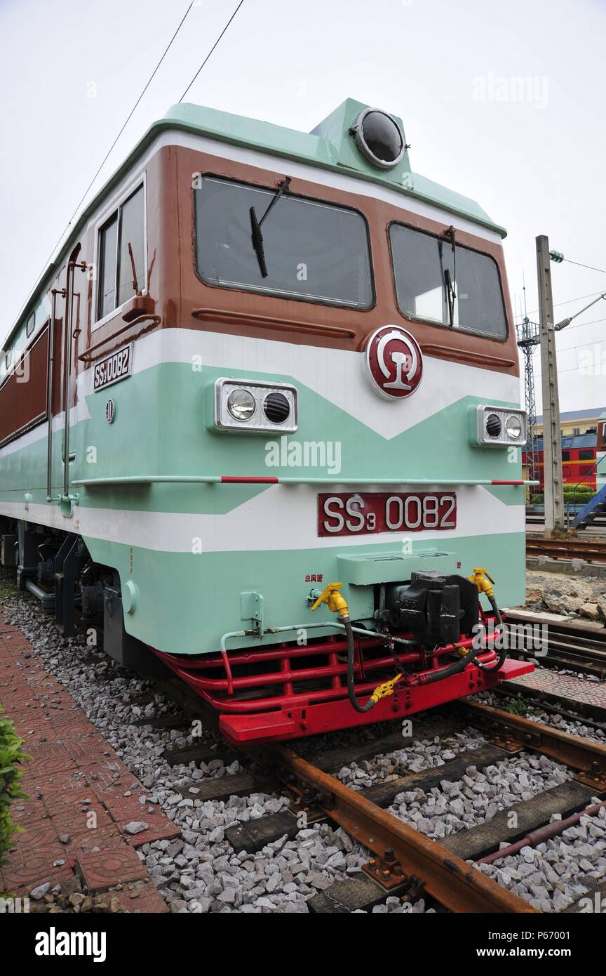 Shaoshan 3 class electric locomotive in the engine shed at Fuzhou ...