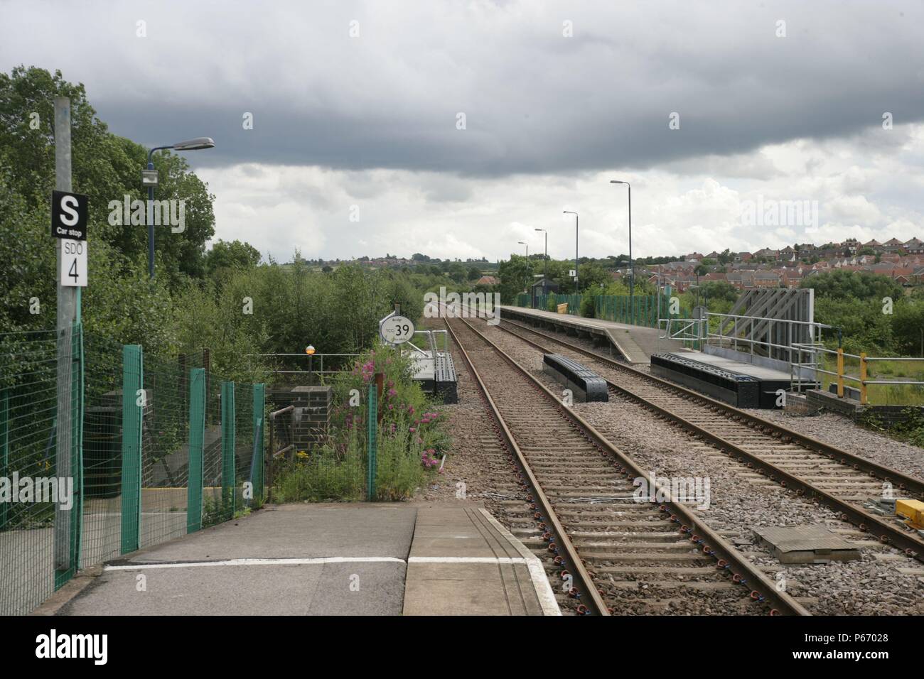 Langley railway station hi-res stock photography and images - Alamy