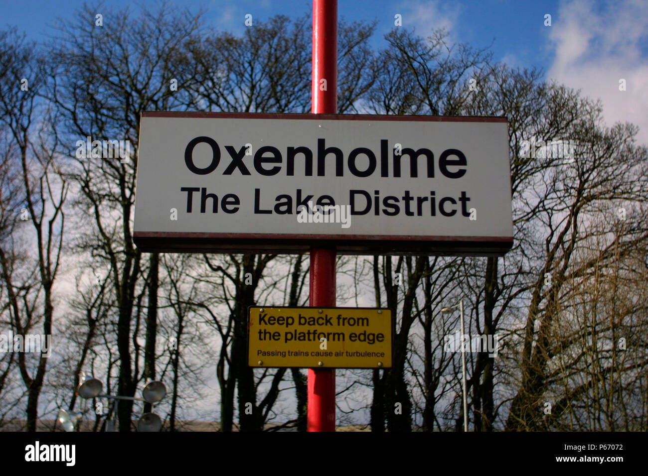 Oxenholme railway station hi-res stock photography and images - Alamy