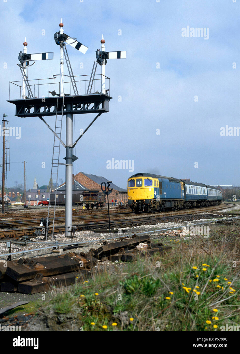Sutton bridge hi-res stock photography and images - Alamy